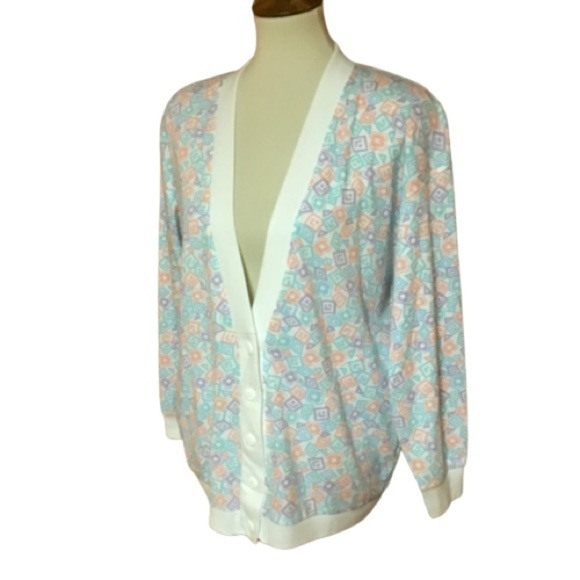 Authentic Original Vintage Style | Tops | Vintage 9s Funky Shapes ...